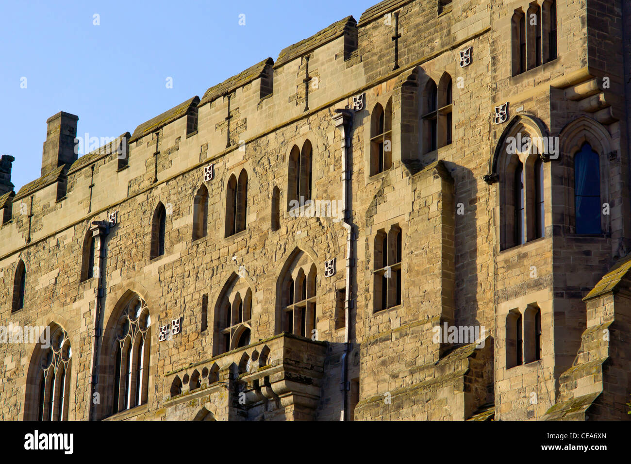 Medieval catles hi-res stock photography and images - Alamy