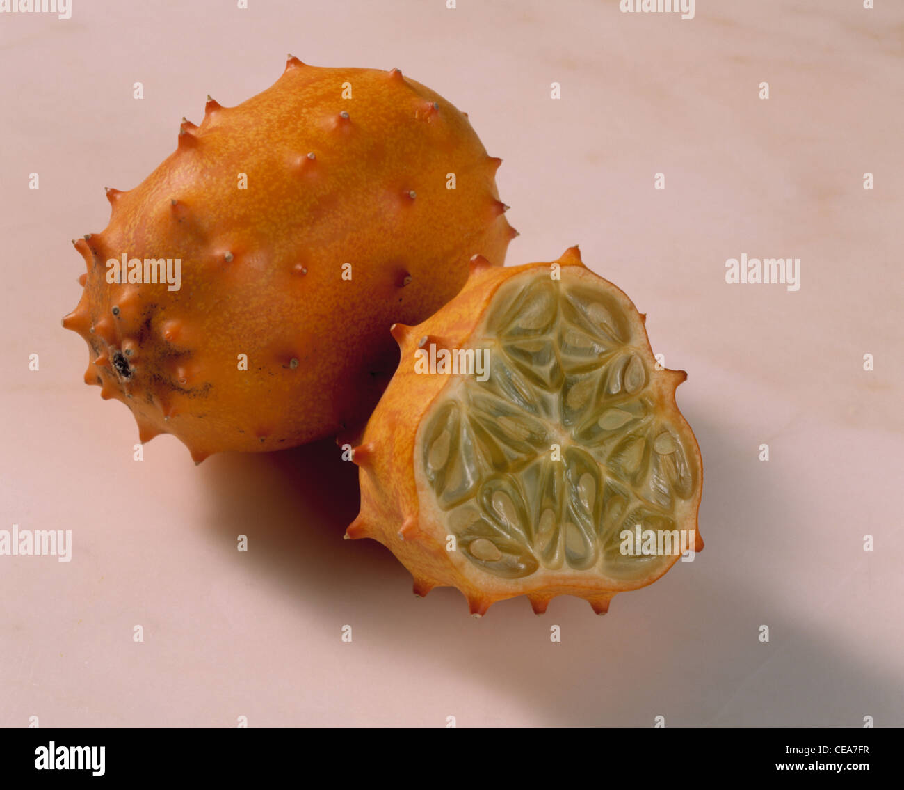 Cut out: Kiwano Stock Photo - Alamy