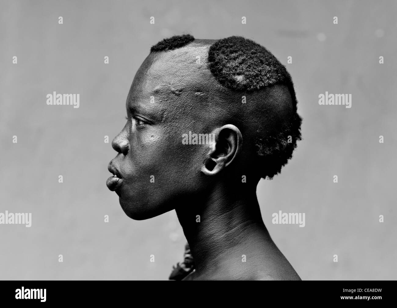 Bodi tribe woman hana mursi hi-res stock photography and images - Alamy