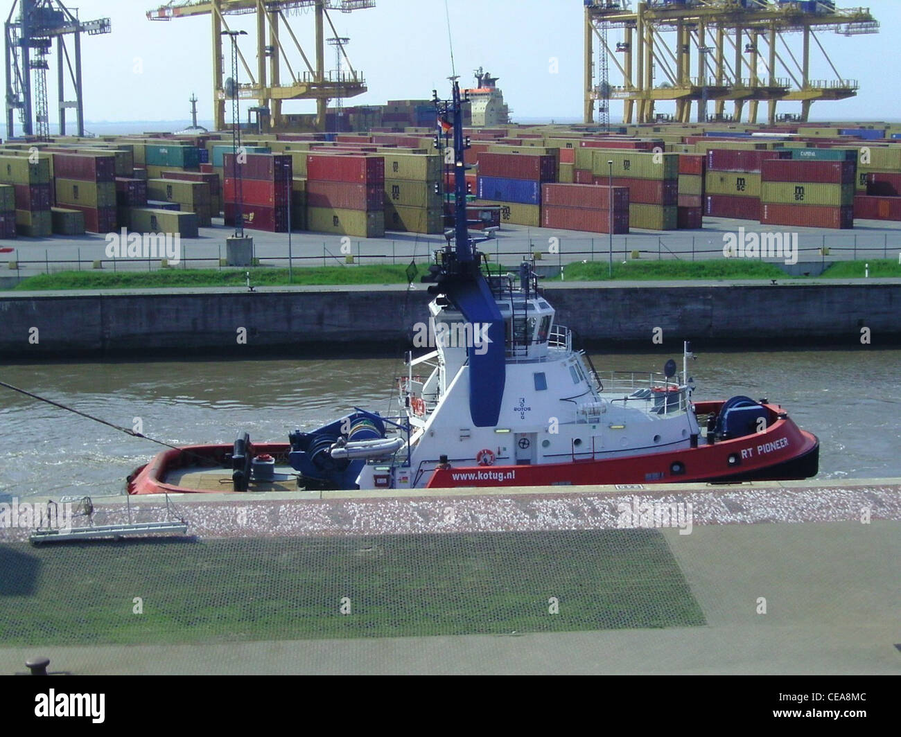 The tugboat RT Pioneer is operating in the northern sluice of ...