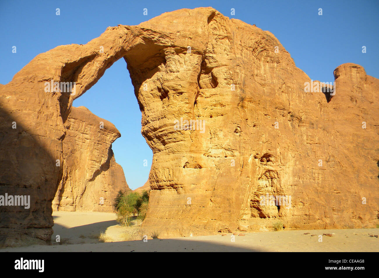 Elephant arch, Ennedi region, Chad Stock Photo - Alamy