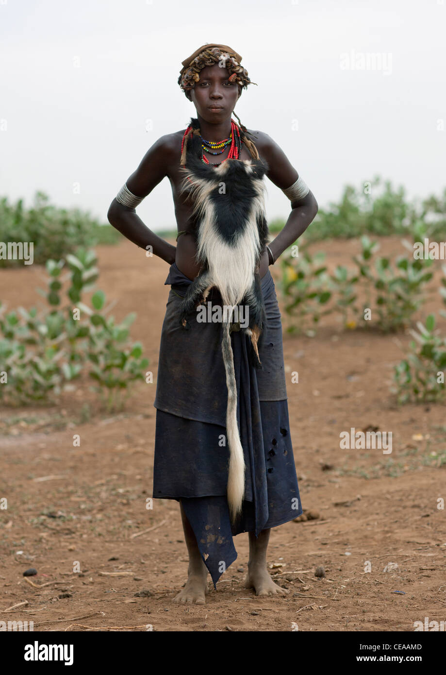 Dassanech Woman Wearing Monkey Skin Omo Valley Ethiopia Stock Photo - Alamy