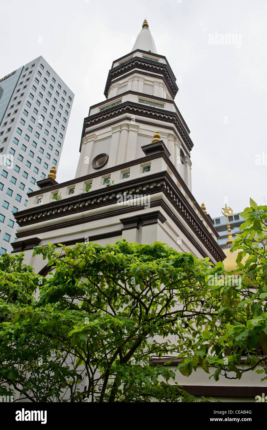 Masjid Hajjah Fatimah Mosque Tower, Singapore Stock Photo - Alamy