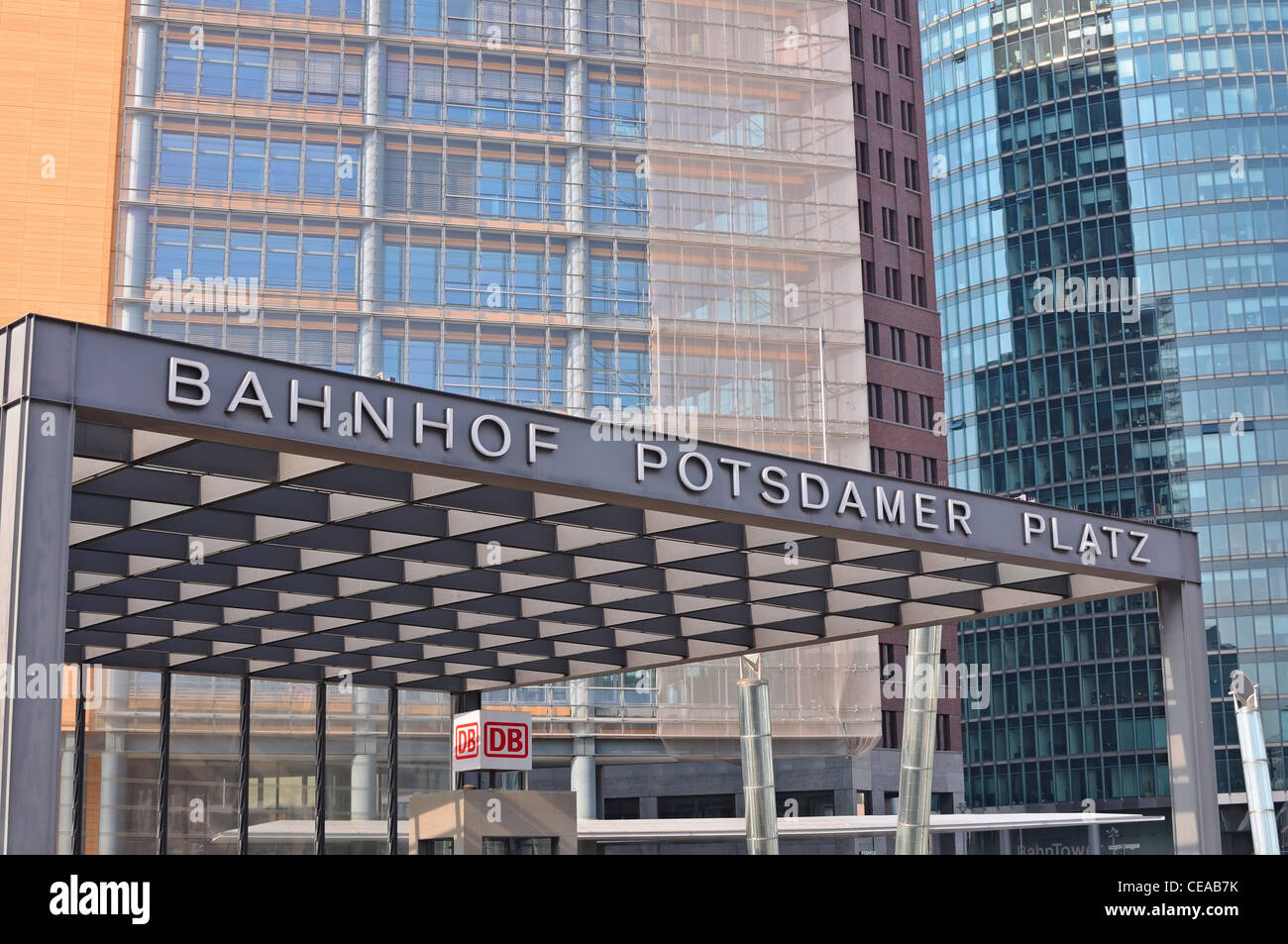Berlin potsdamer platz db hi-res stock photography and images - Alamy