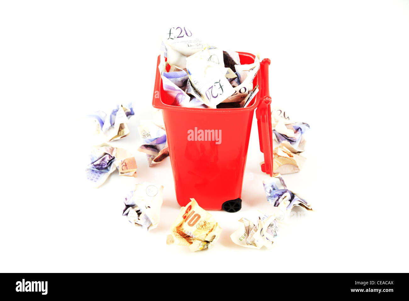 Rubbish bin cutout hi-res stock photography and images - Alamy