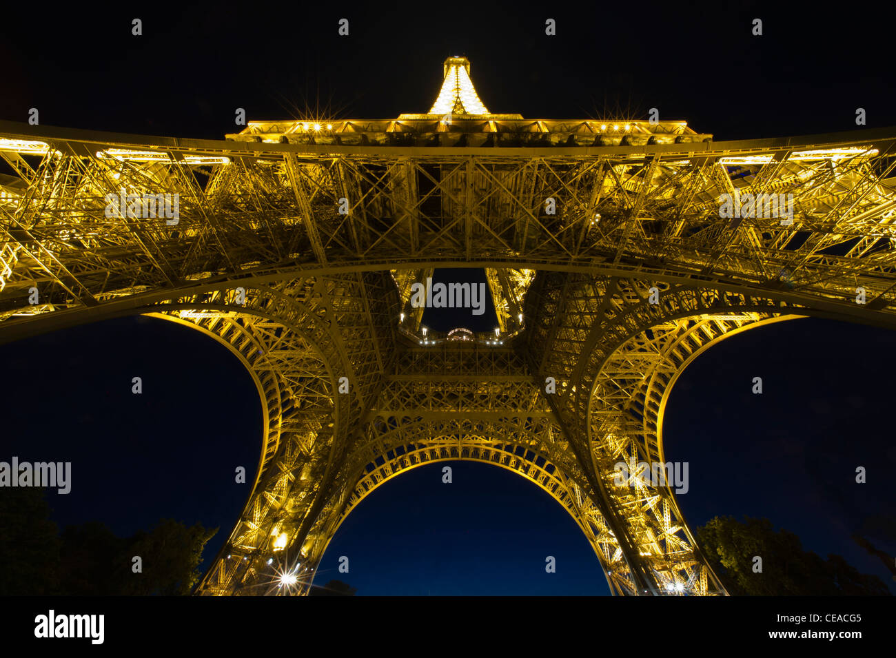 Wide angle shot tower hi-res stock photography and images - Alamy