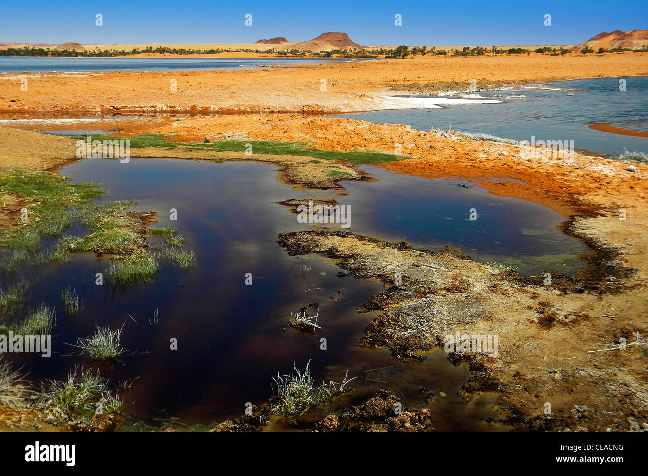 Ounianga Kebir lake, Erdi region, Chad Stock Photo - Alamy