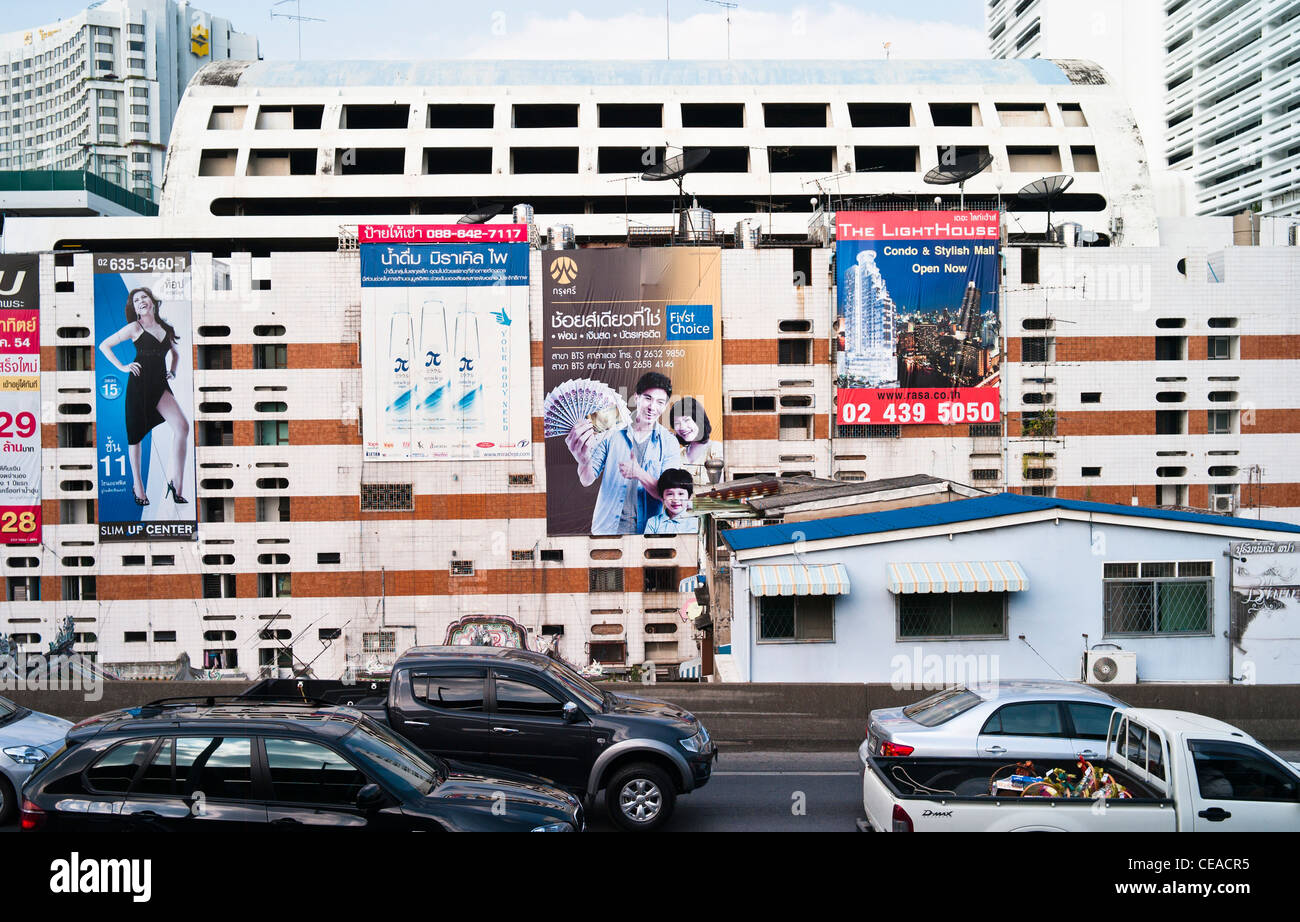 Roadside advertising hi-res stock photography and images - Alamy