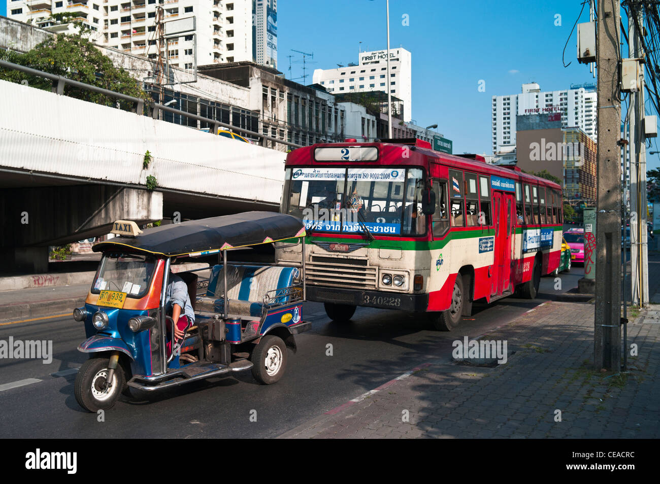 Traditional 'Tuk Tuk' & Public Bus, Petchburi Road, Bangkok, Thailand Stock Photo - Alamy