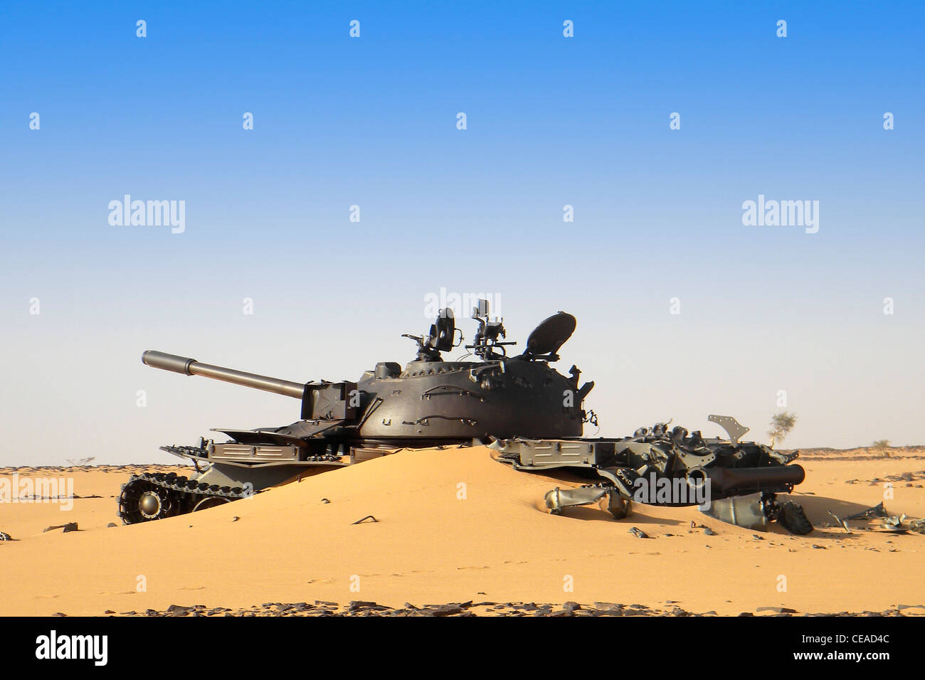 War tank, Wadi Doum, Chad Stock Photo - Alamy