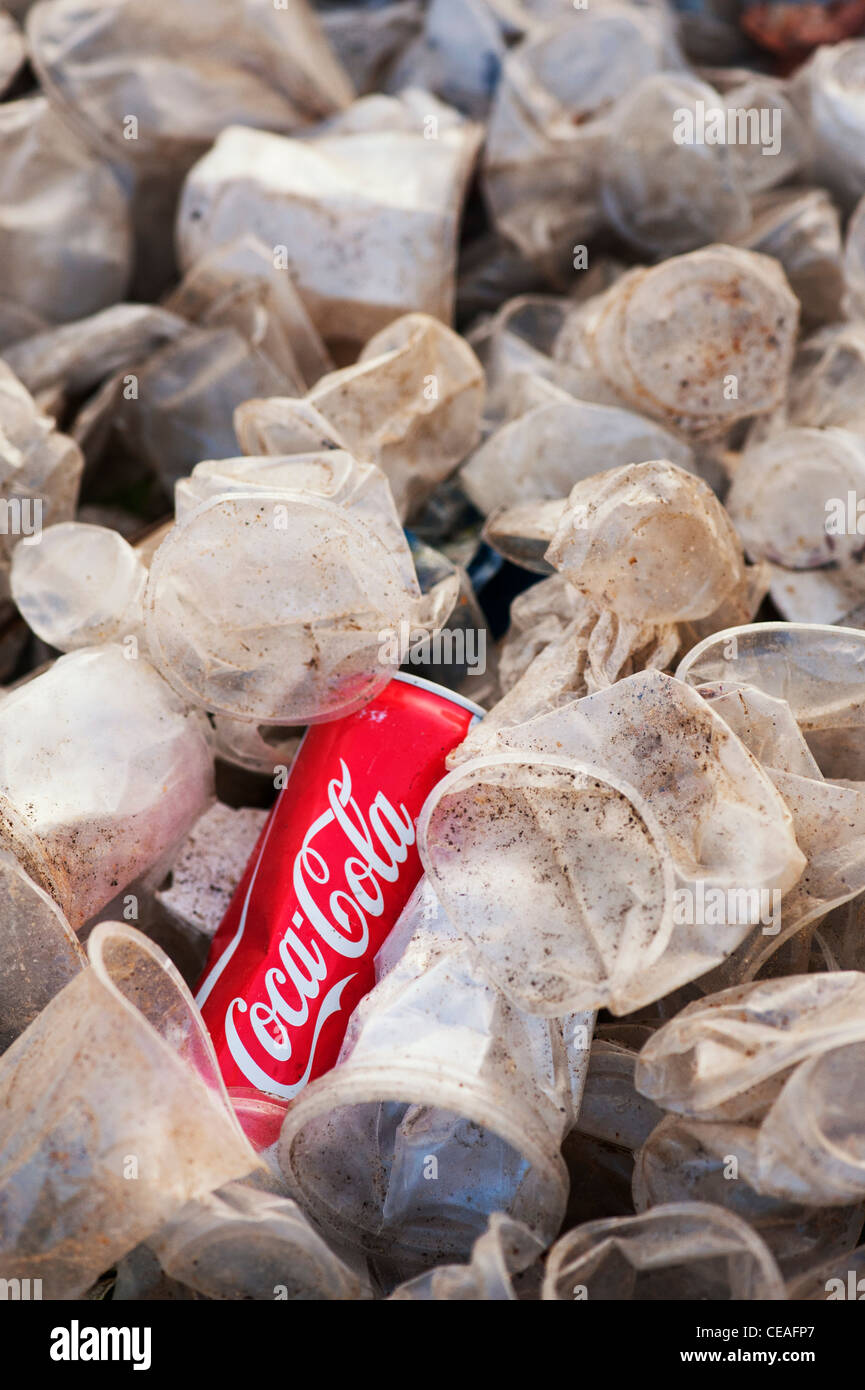 Coca cola rubbish hi-res stock photography and images - Alamy