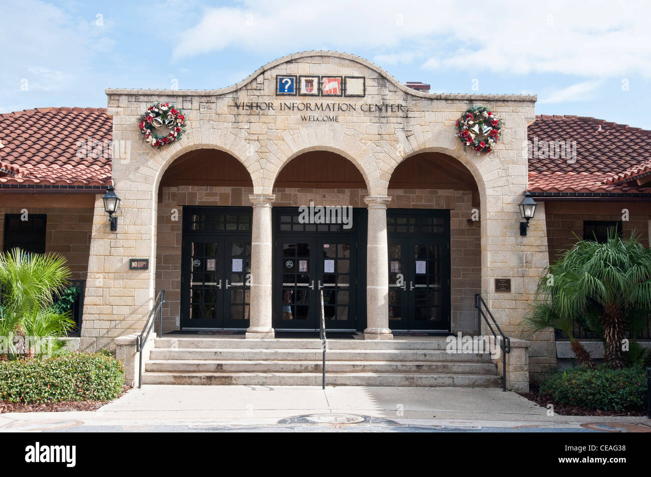 Visitor information center hi-res stock photography and images - Alamy