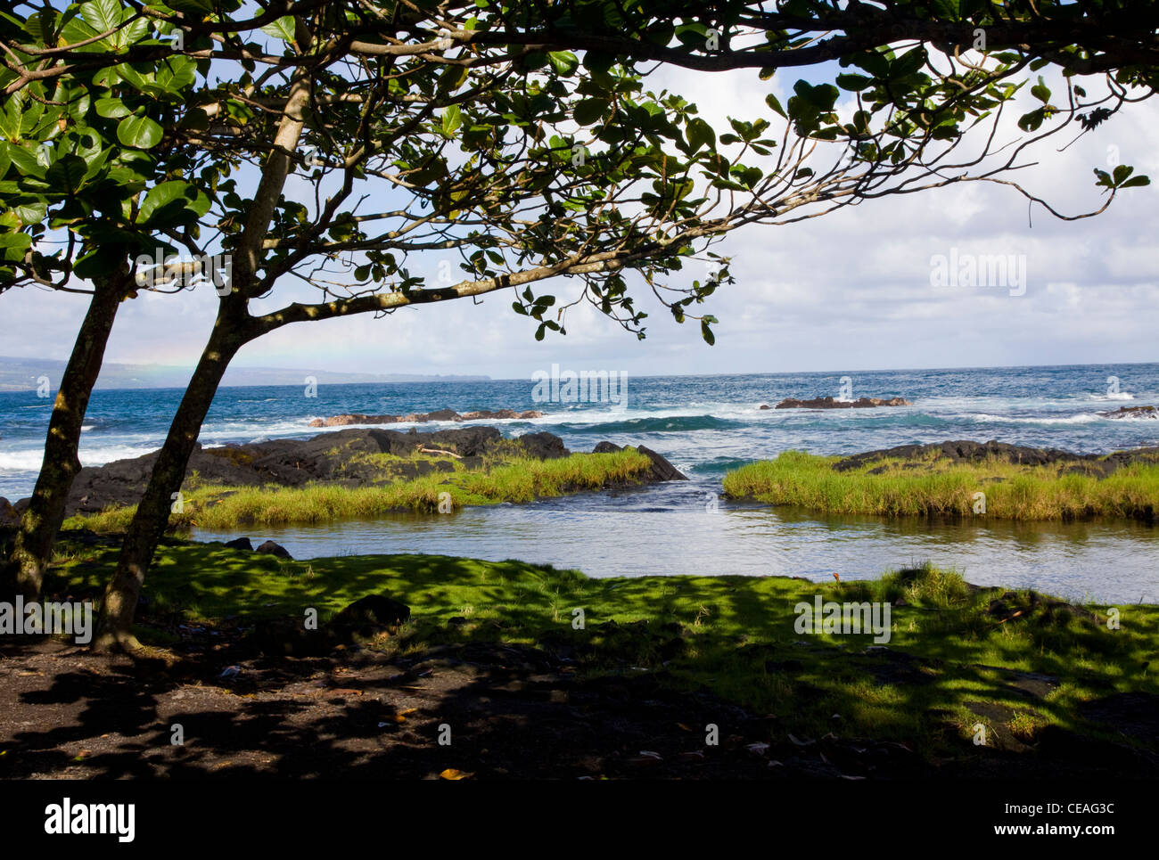 Waiuli Beach Park on Hilo Bay, Hilo, Big Island, Hawaii Stock Photo - Alamy
