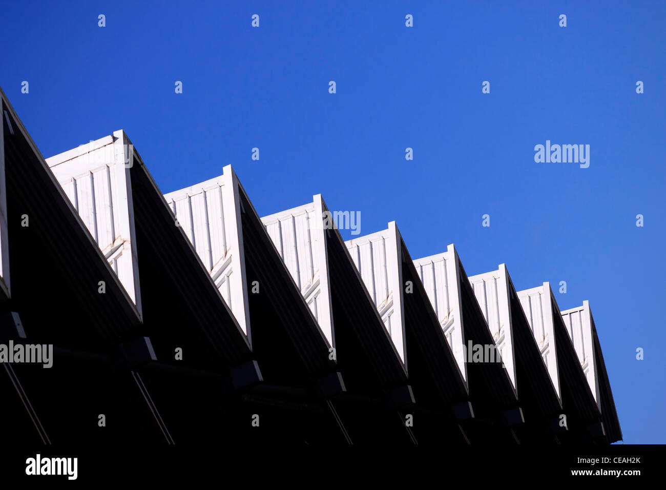 The iconic Cairns Convention Centre is host to international ...