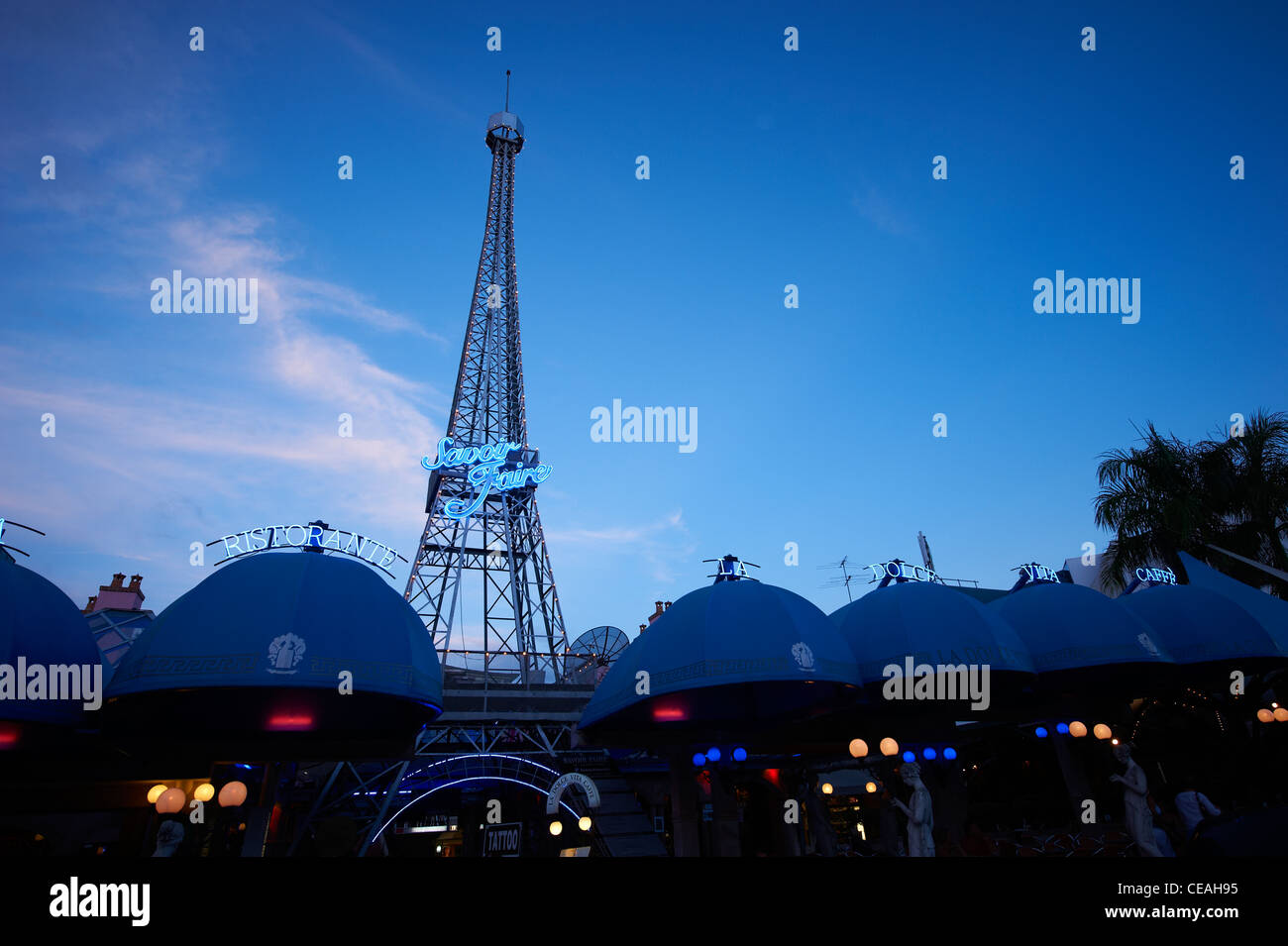 Savoir Fair Park Rd Milton Brisbane Stock Photo - Alamy