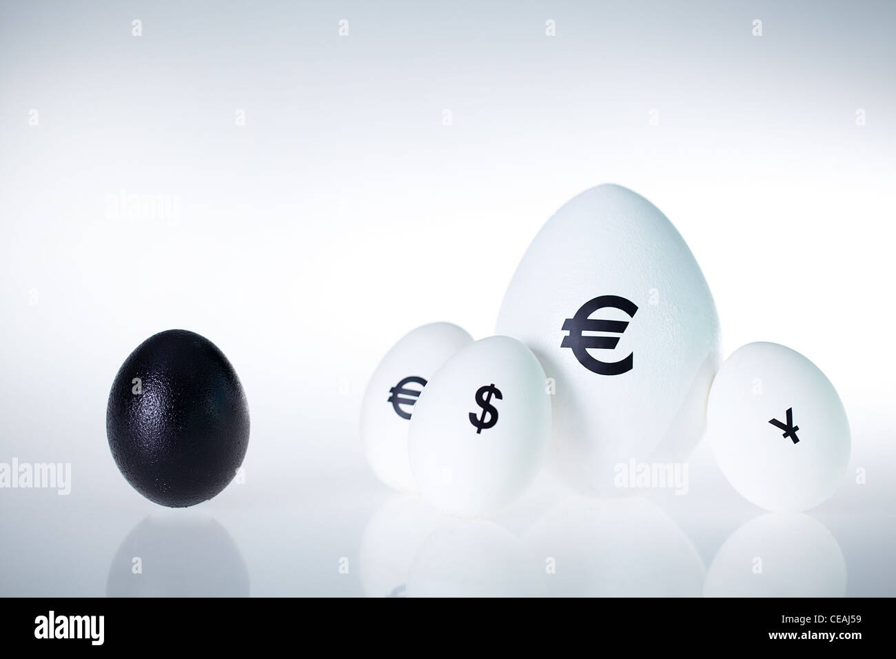 Image big egg dollar sign hi-res stock photography and images - Alamy
