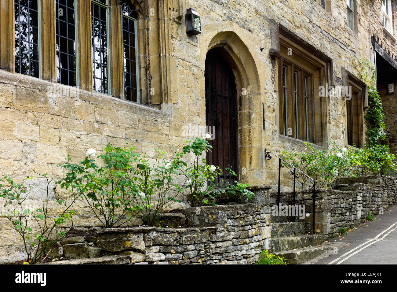 Burford village cotswolds oxfordshire hi-res stock photography and ...