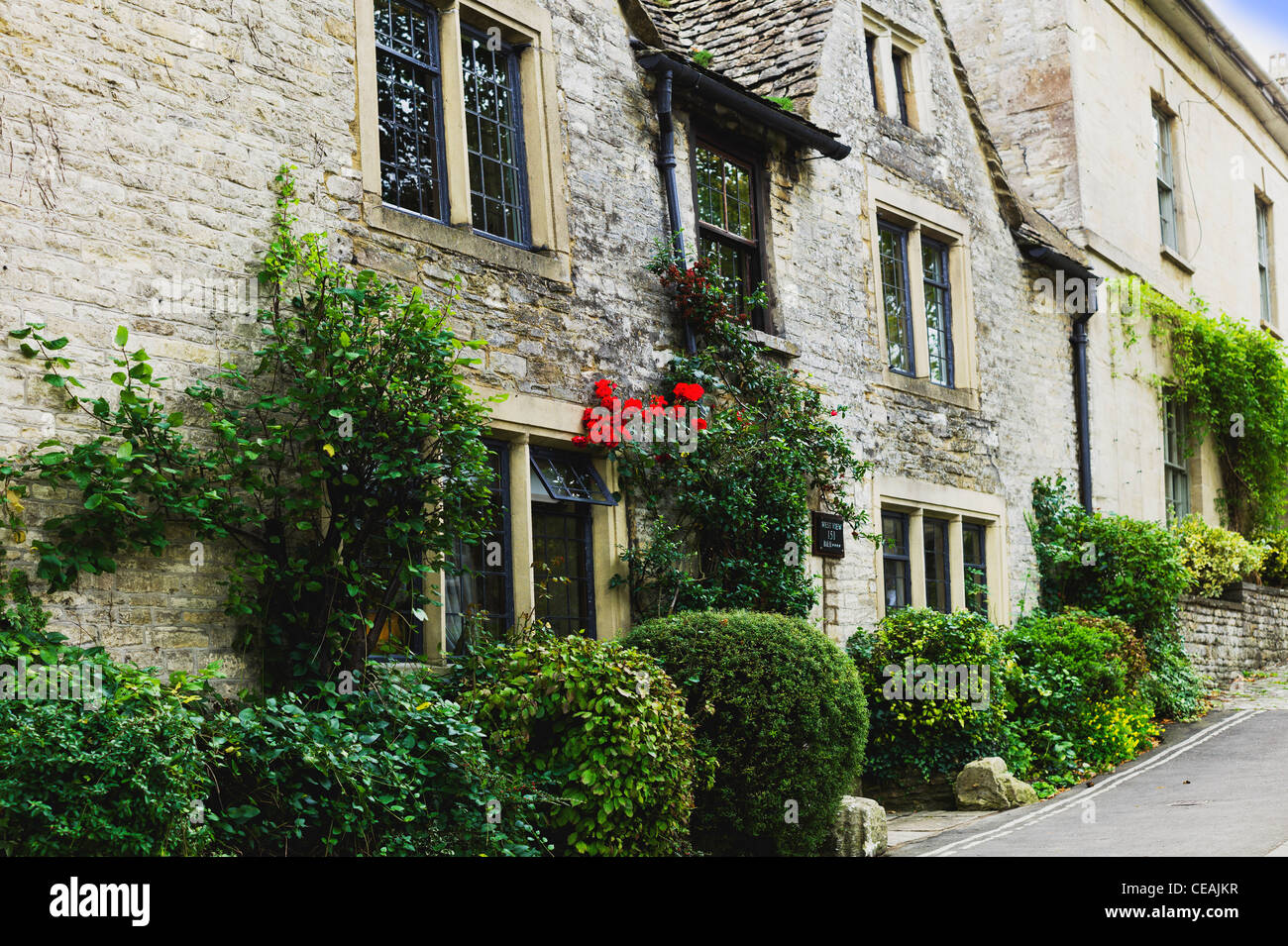 Burford village cotswolds oxfordshire hi-res stock photography and ...
