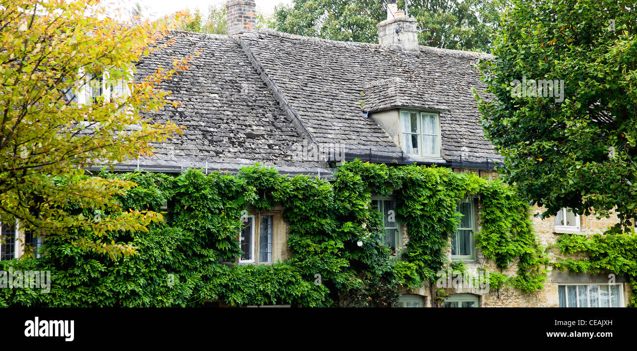 Burford village cotswolds oxfordshire hi-res stock photography and ...
