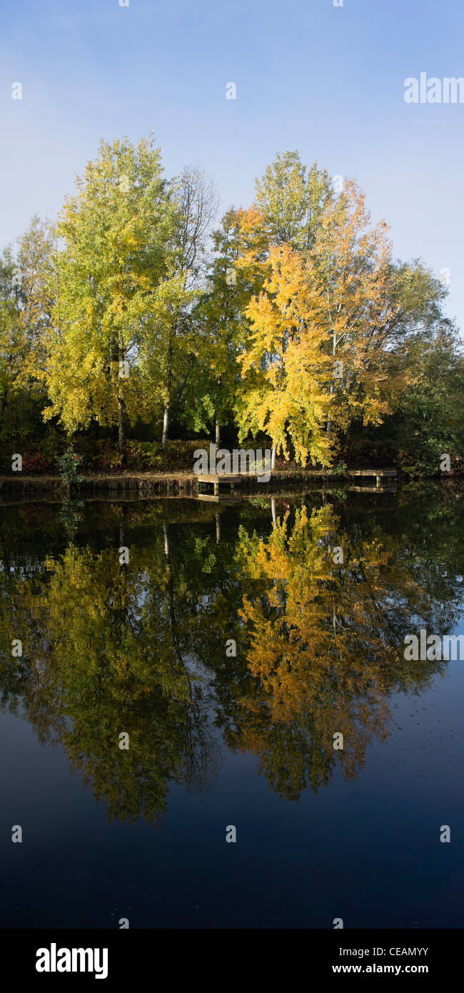 arrow valley lake country park redditch worcestershire Stock Photo - Alamy