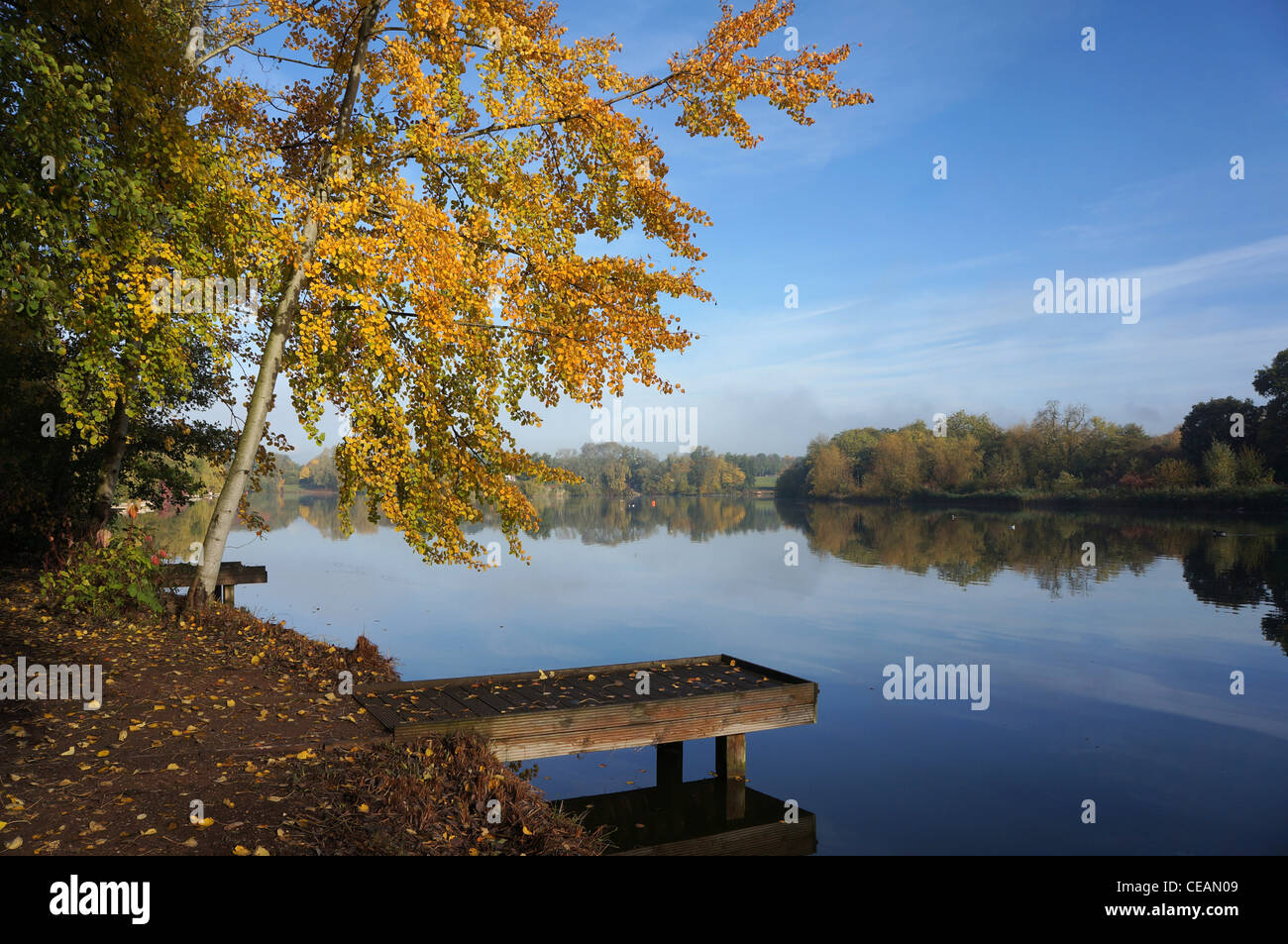 arrow valley lake country park redditch worcestershire Stock Photo - Alamy