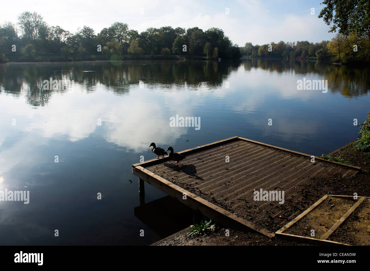arrow valley lake country park redditch worcestershire Stock Photo - Alamy