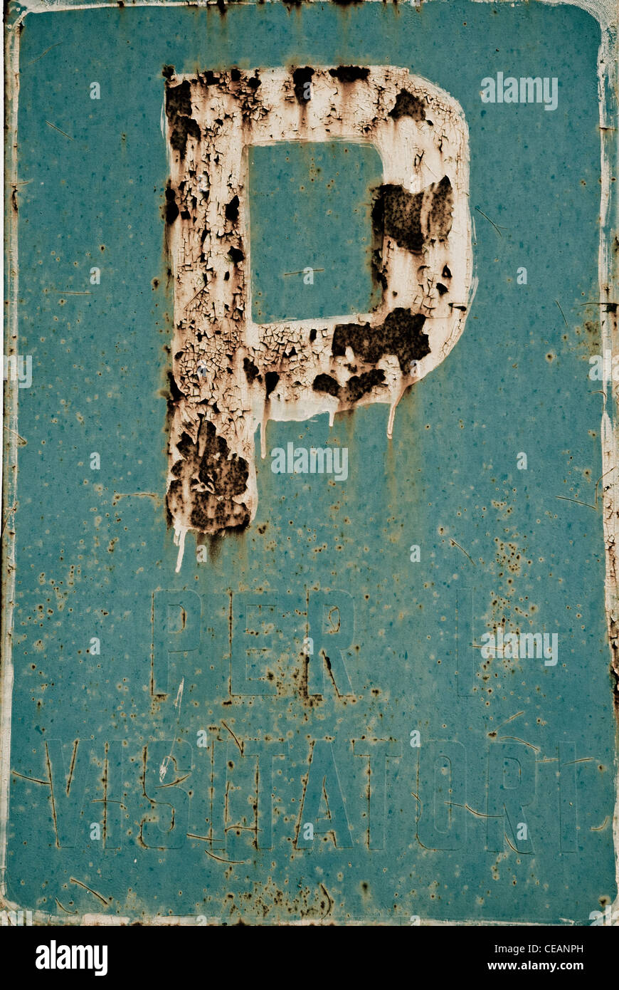 Rusty parking sign, Italy Stock Photo - Alamy
