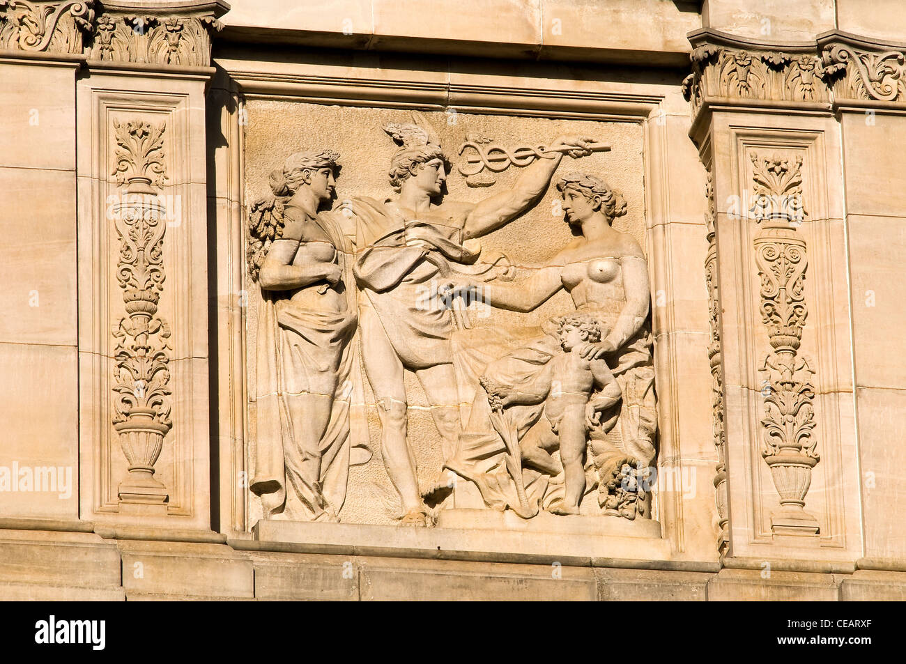 Architectural detail, parliament House, Spring Street Stock Photo - Alamy