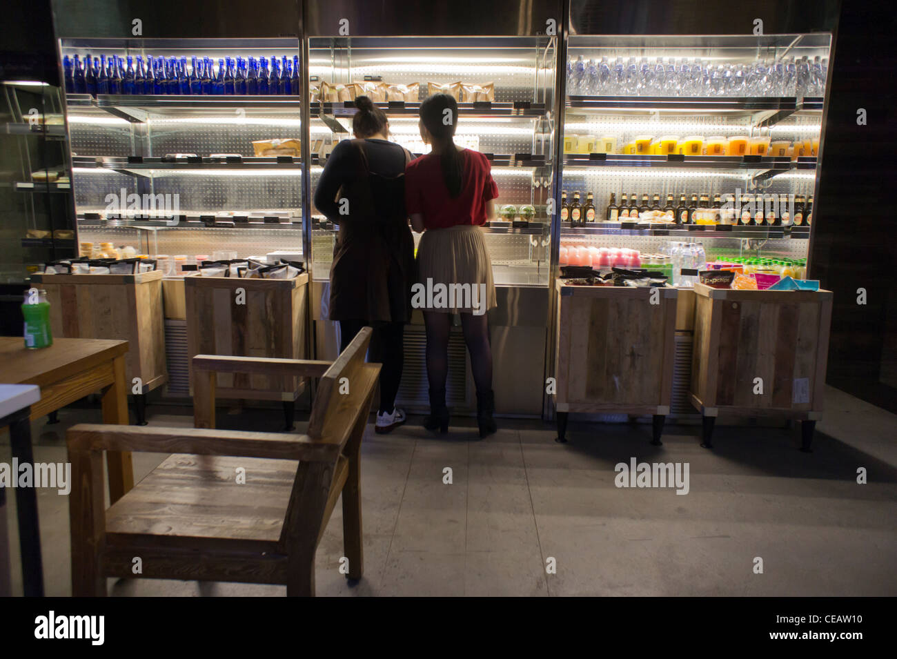Coffee shop usa diverse hi-res stock photography and images - Alamy