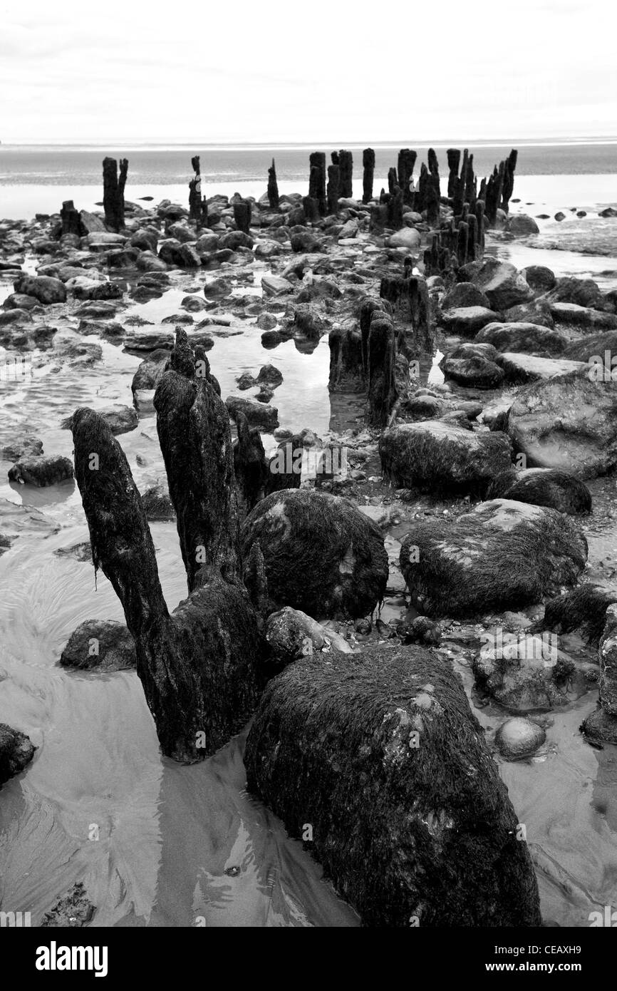 derelict landing jetty Stock Photo - Alamy