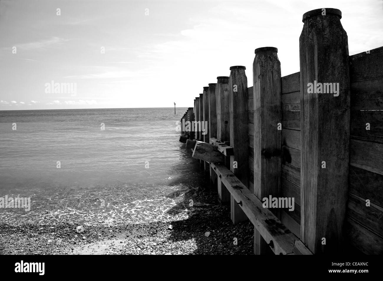 Coastal groynes hi-res stock photography and images - Alamy