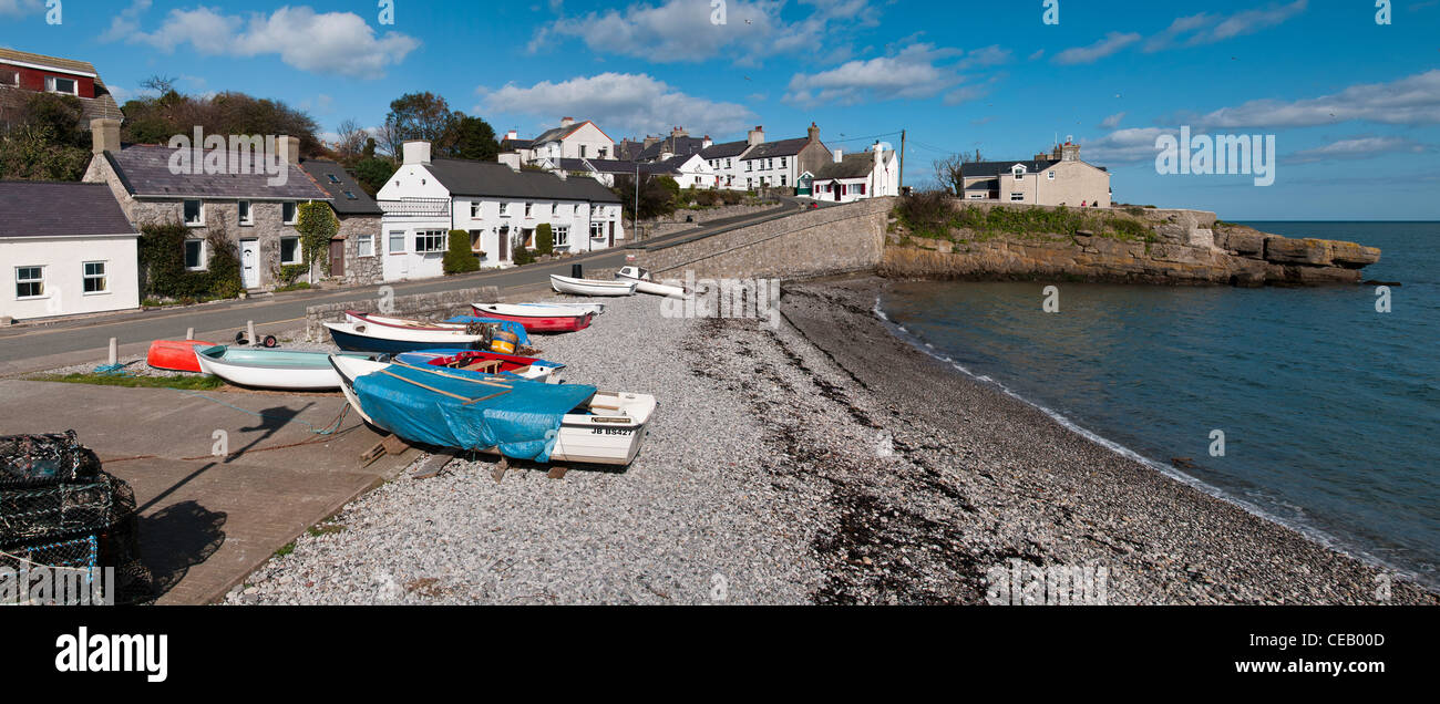 Anglesey moelfre fishing hi-res stock photography and images - Alamy