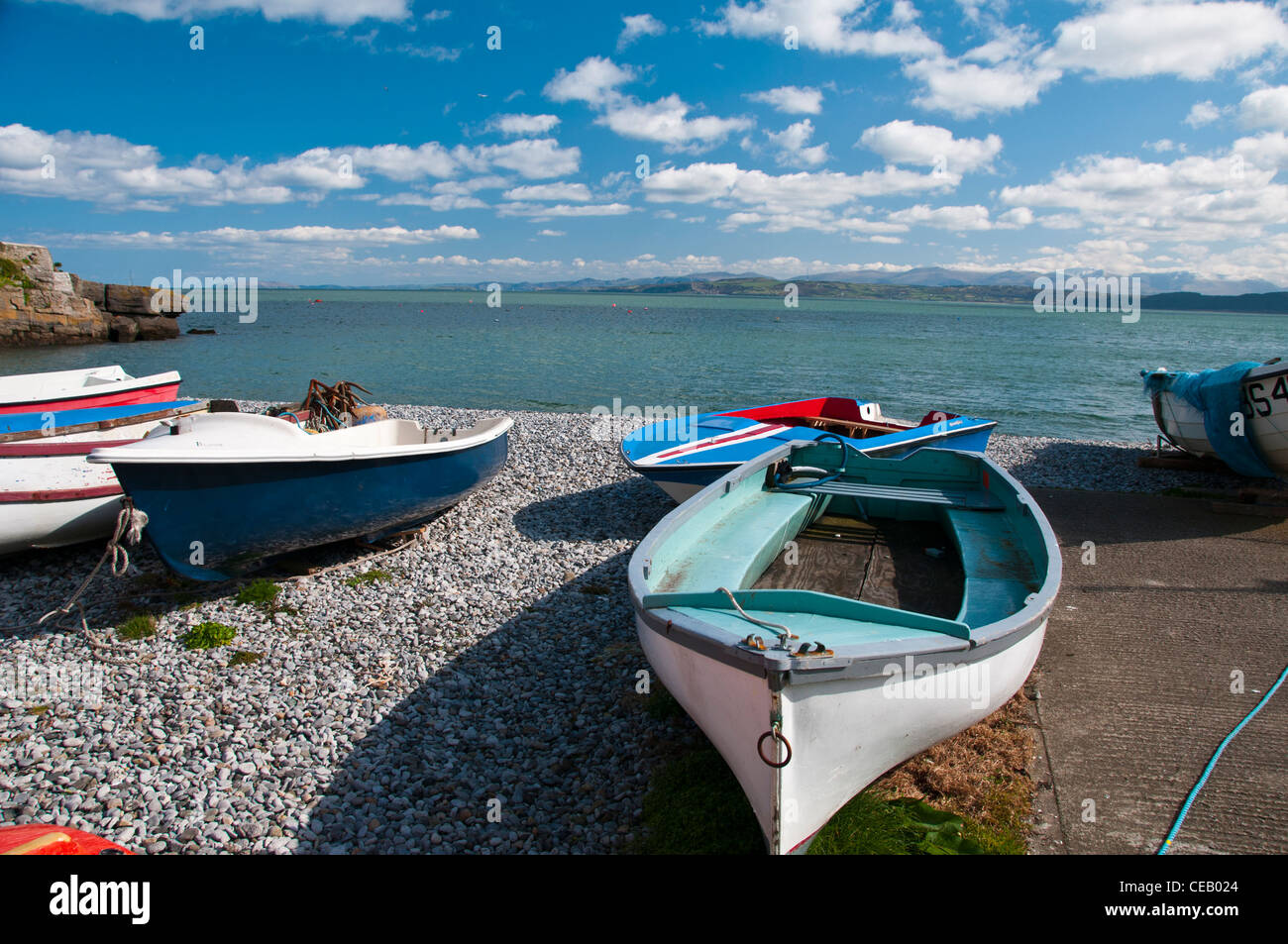 Anglesey moelfre fishing hi-res stock photography and images - Alamy