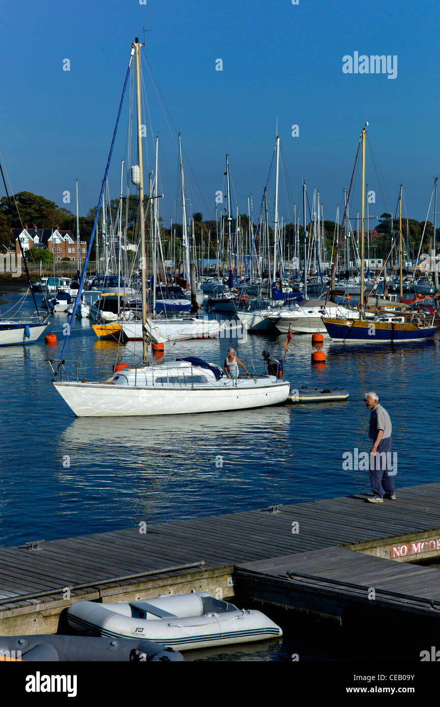 lymington harbour port hampshire Stock Photo - Alamy