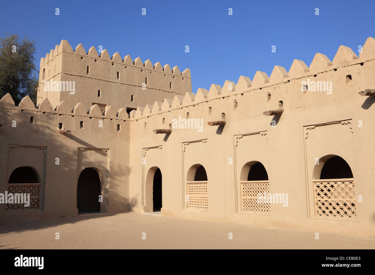 Al Jahili Fort in Al Ain, Emirate of Abu Dhabi, United Arab Emirates ...