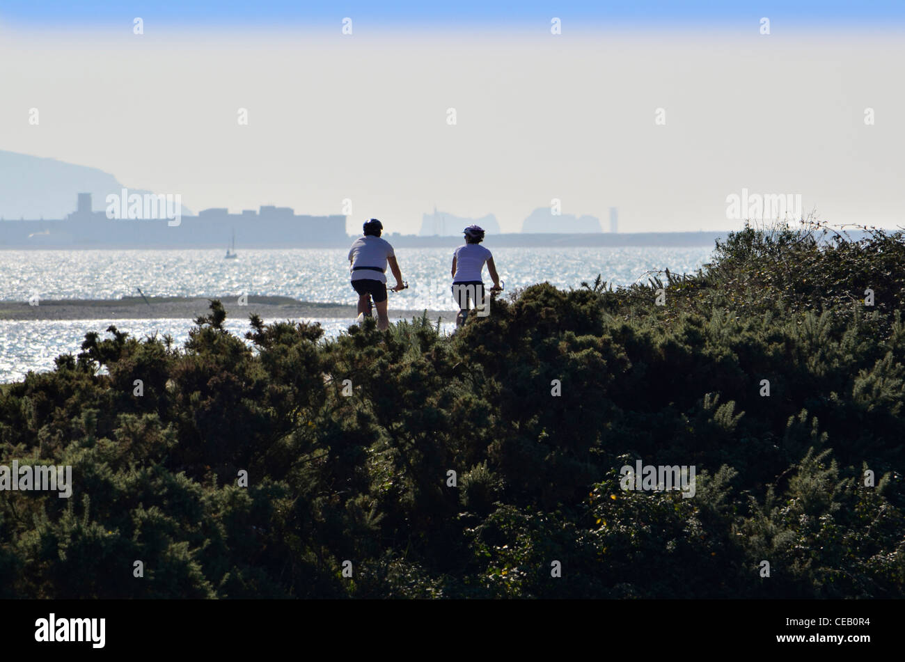solent way footpath lymington hampshire Stock Photo - Alamy