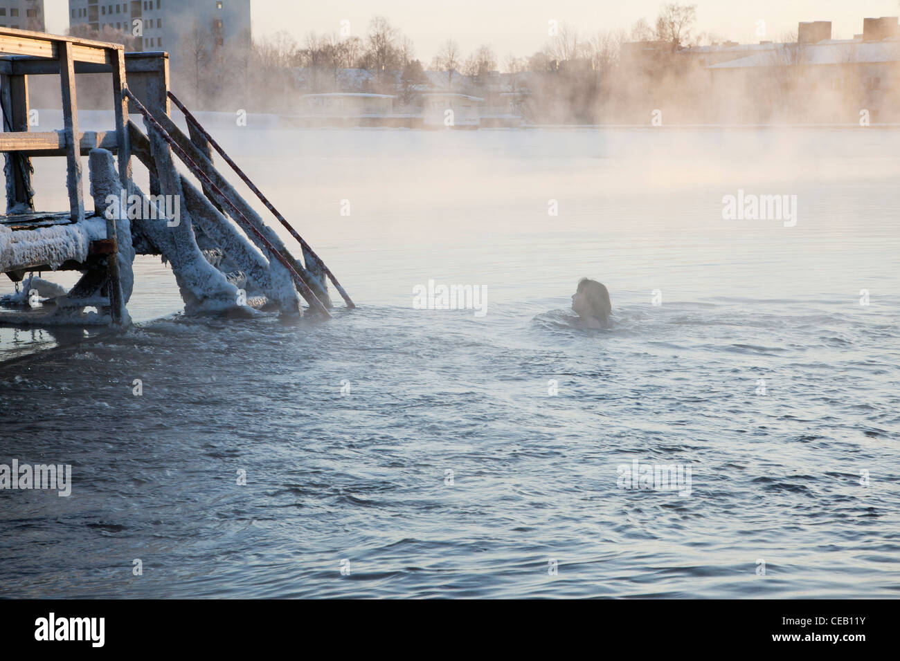 24 degrees hi-res stock photography and images - Alamy