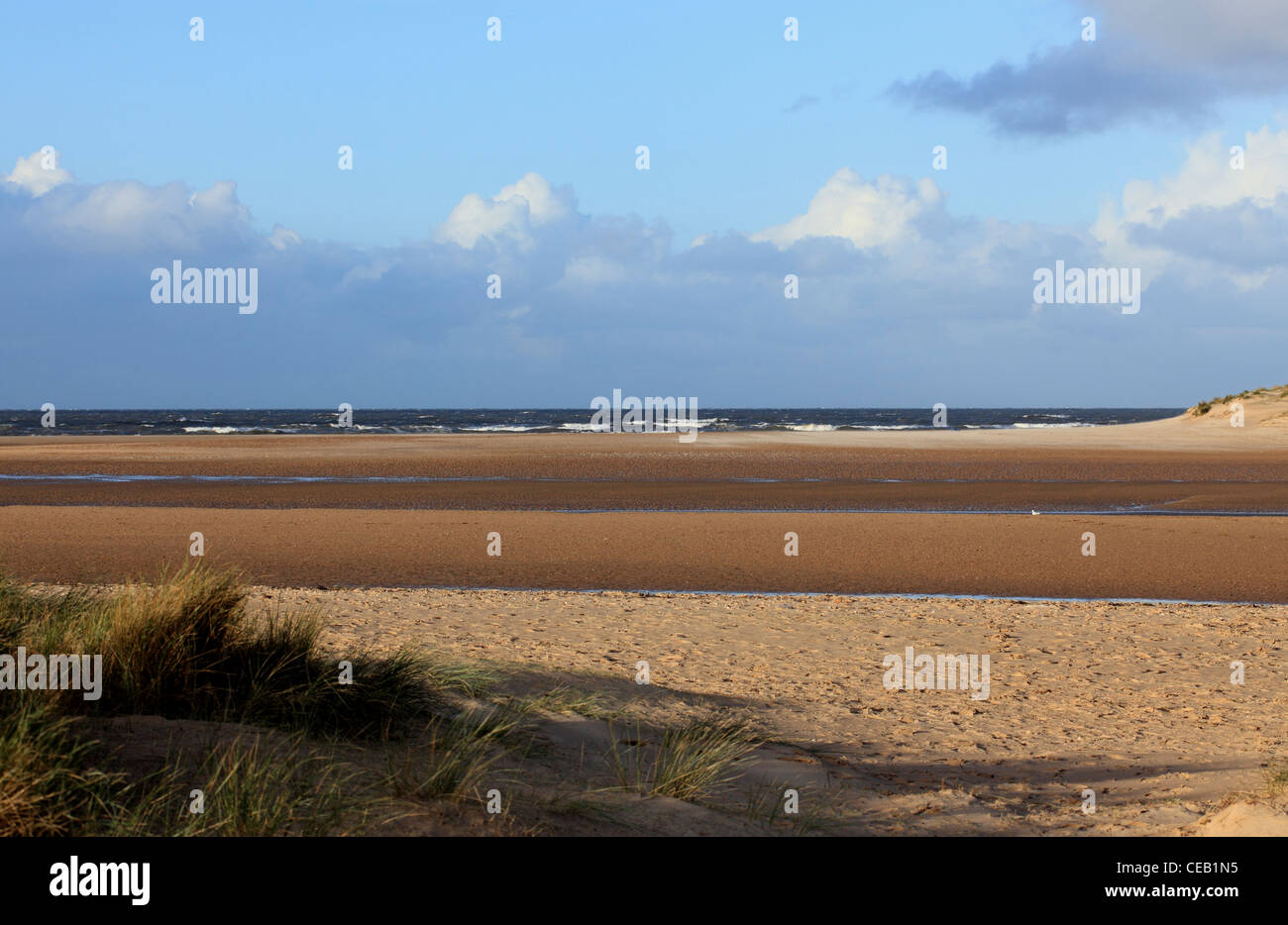 Holkham beach, norfolk uk hi-res stock photography and images - Alamy