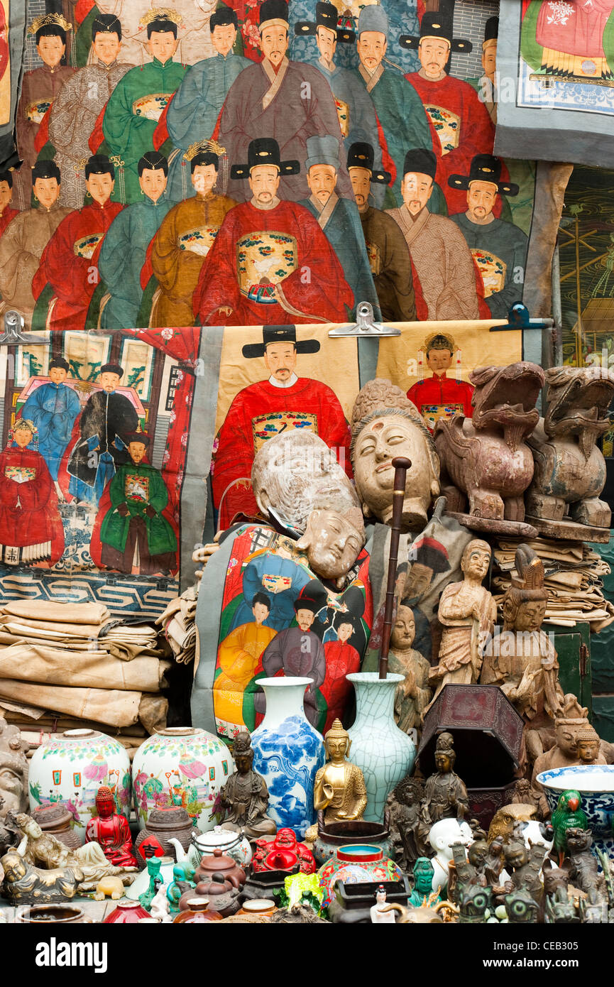 Asia crafts hi-res stock photography and images - Alamy