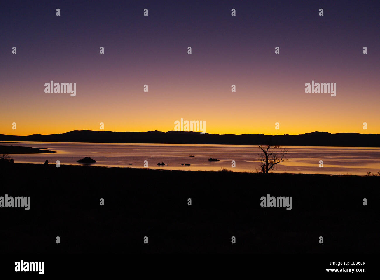 First morning light, Mono Lake, California Stock Photo - Alamy