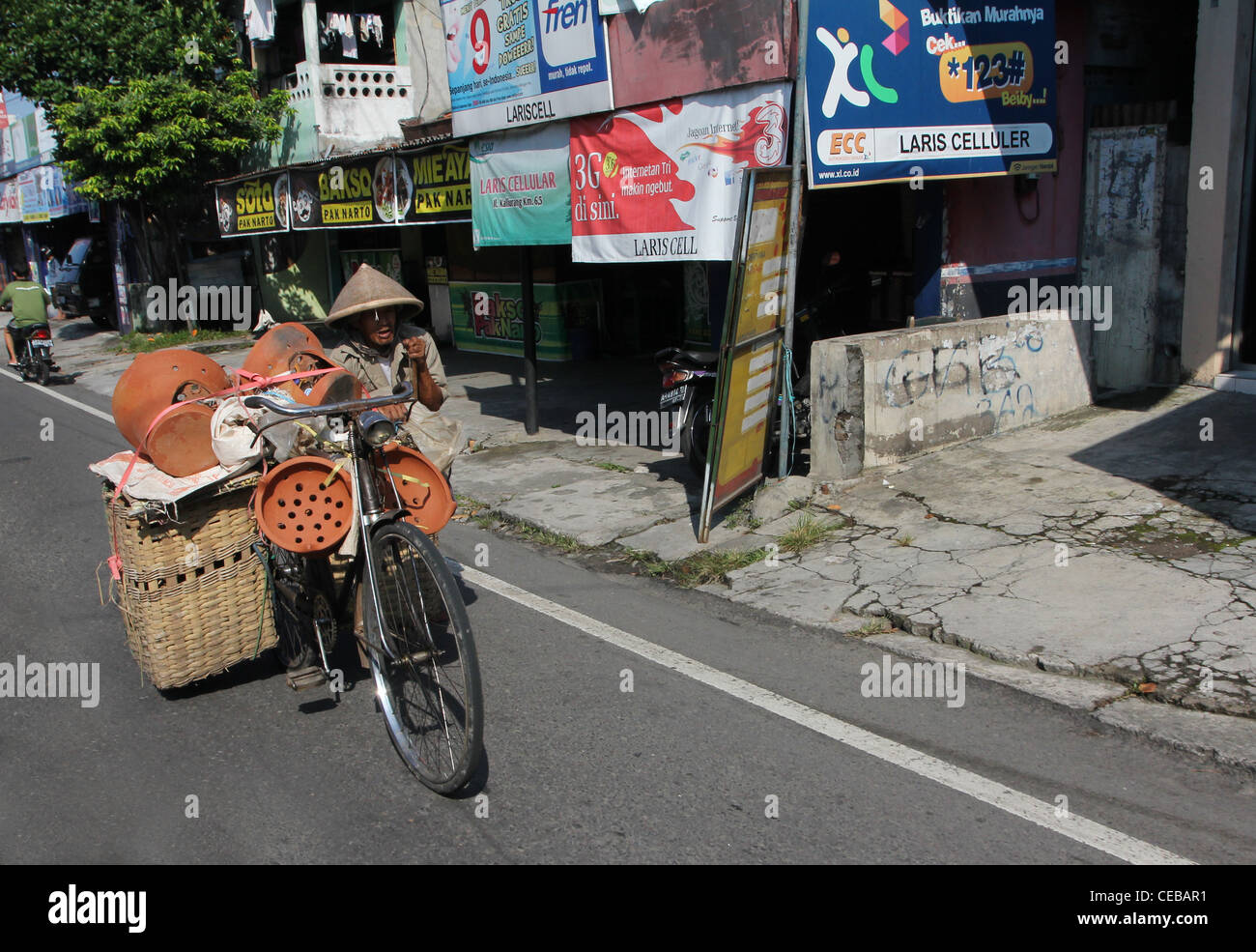 bicycle transportation Yogyakarta Indonesia Stock Photo - Alamy