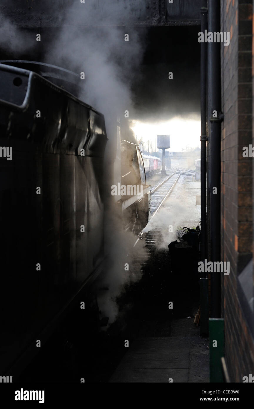 Under a steam locomotive hi-res stock photography and images - Alamy