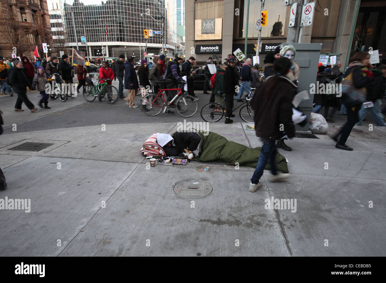 Homeless people of toronto hi-res stock photography and images - Alamy