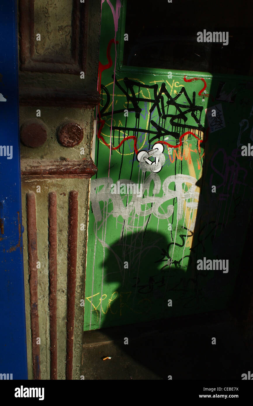 Shadow on wall with graffiti, Brooklyn, New York Stock Photo - Alamy