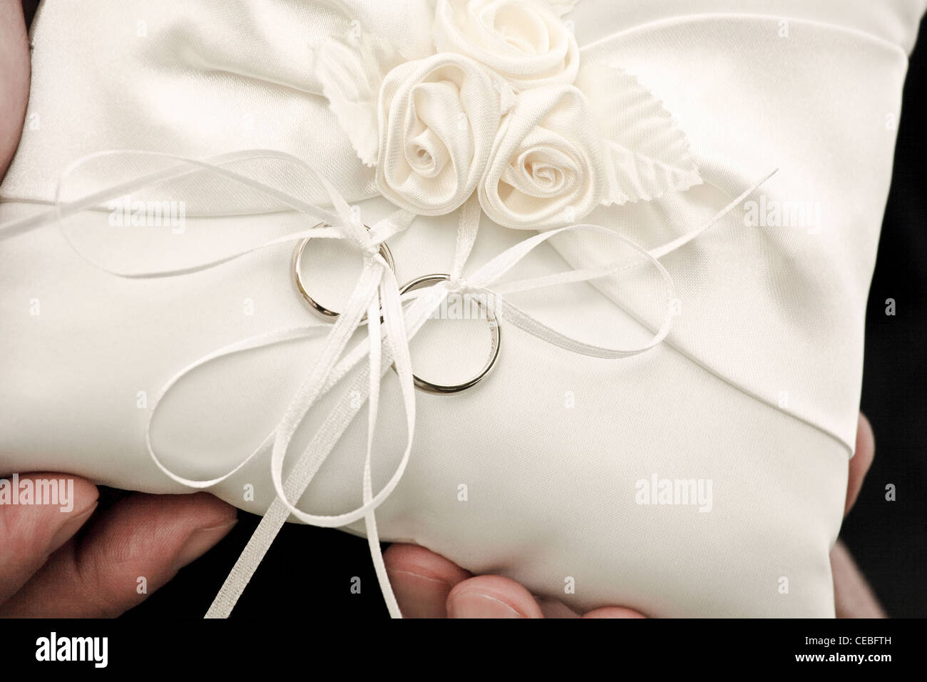 Mens wedding ring hi-res stock photography and images - Alamy