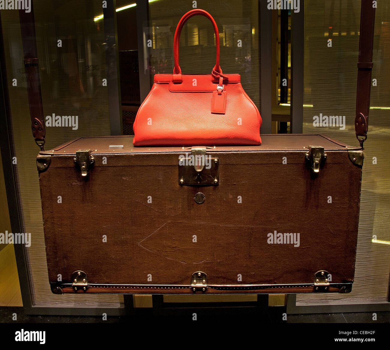 Moynat Bag Trunk Paris France fashion designer couturier Rue Faubourg ...