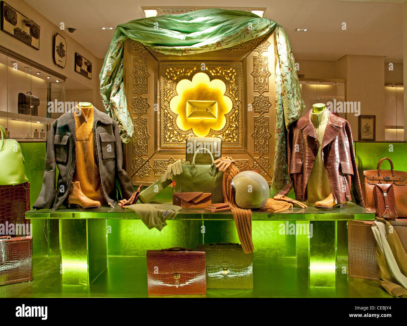 Hermés Paris France Shop Window Display Luxury Fashion Couture Shop ...