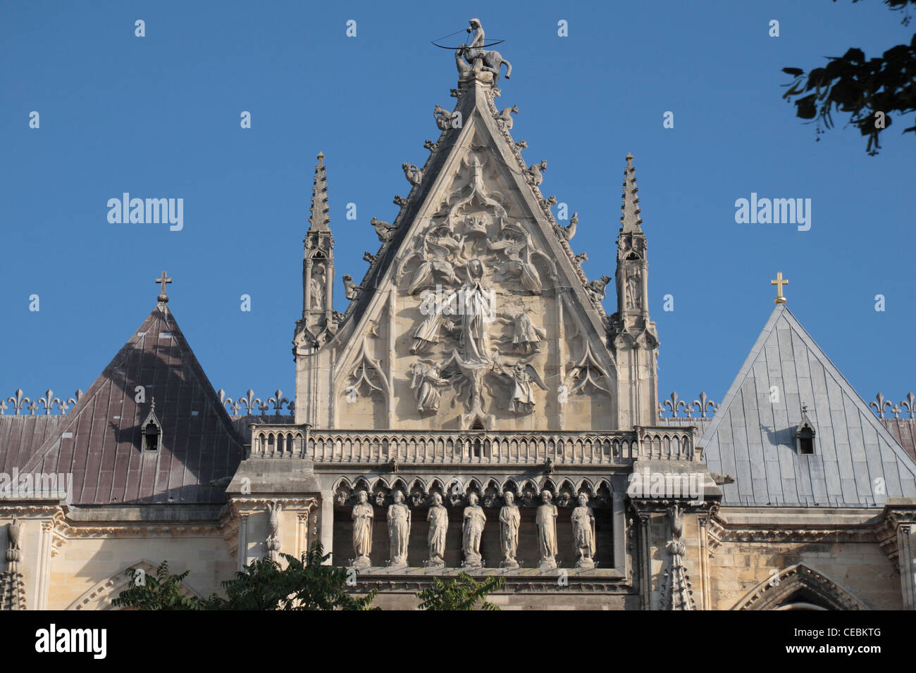 Cathedrale notre dame hi-res stock photography and images - Alamy