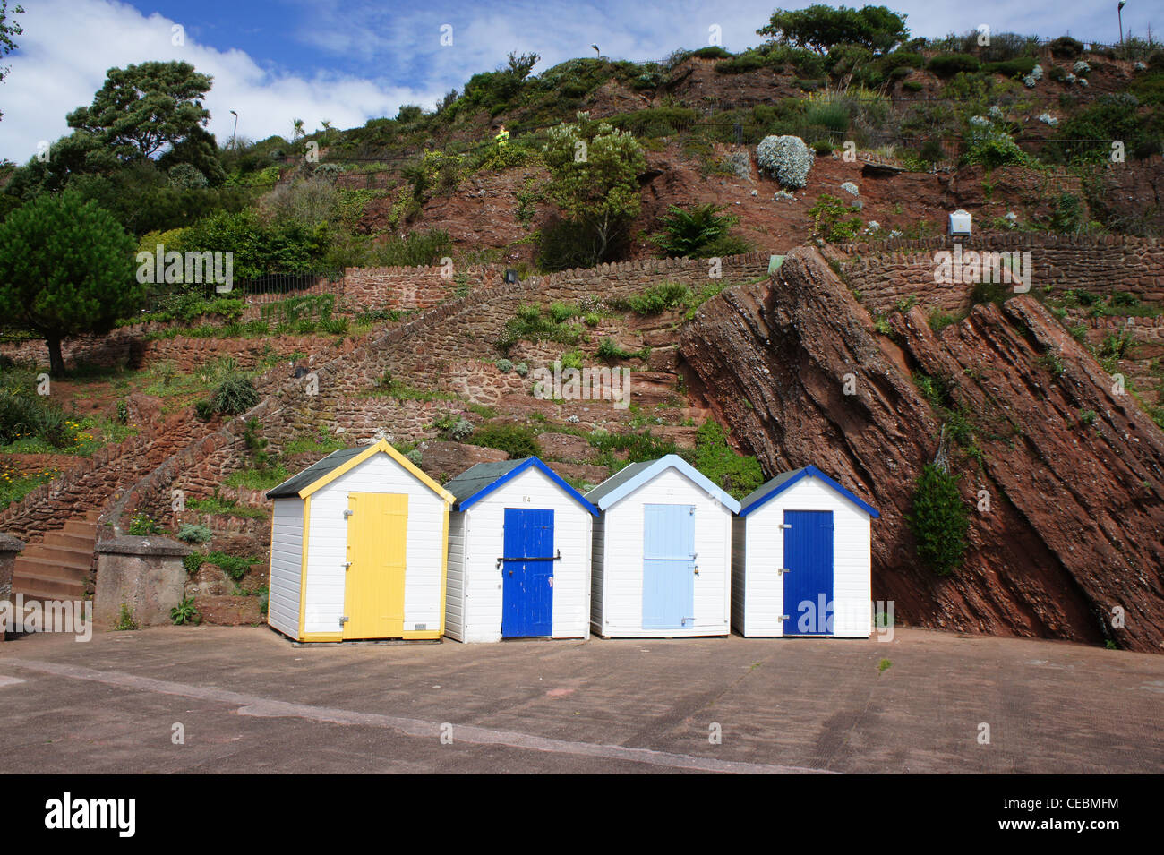 English huts hi-res stock photography and images - Alamy