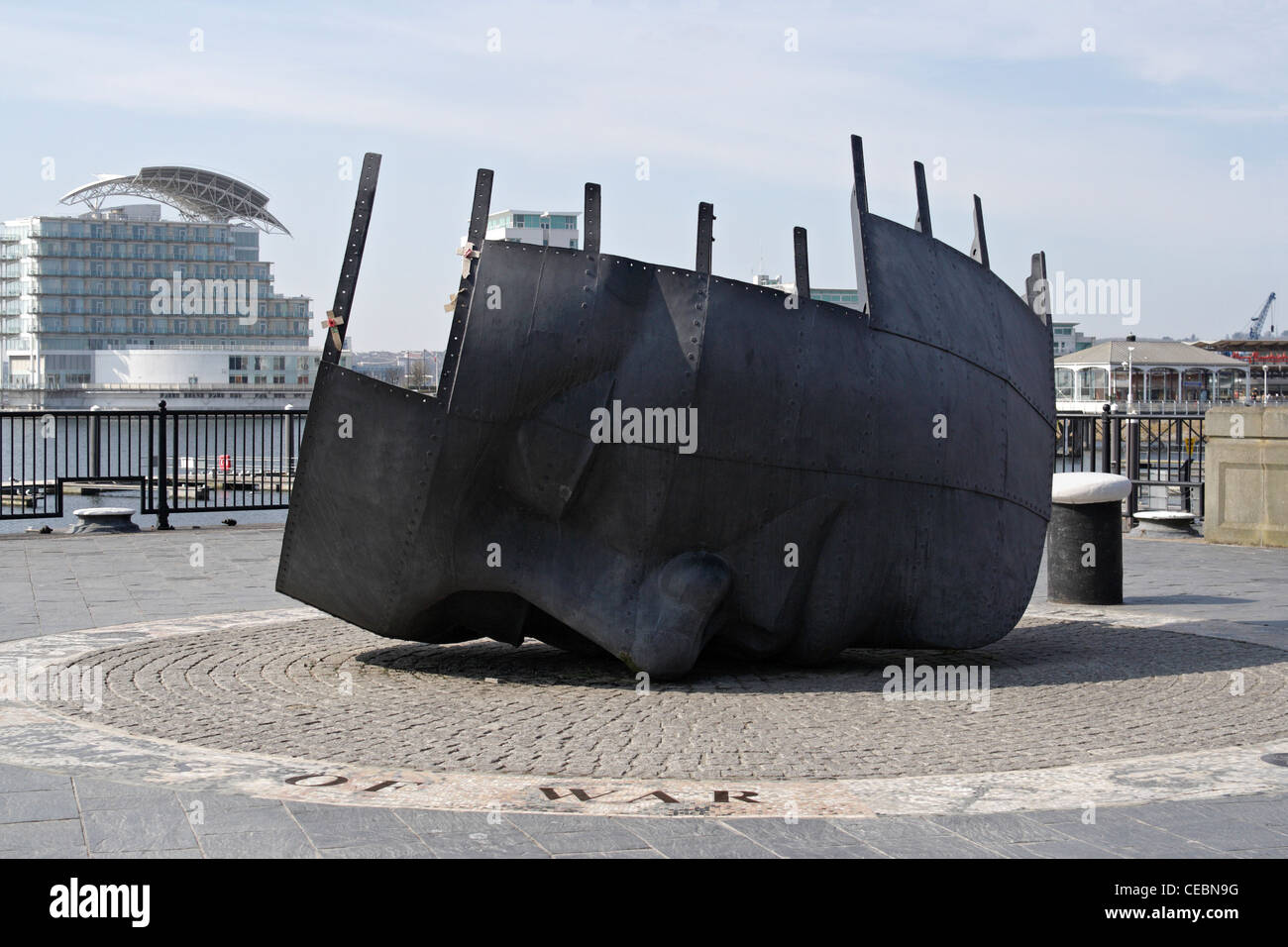 Merchant Seafarers War Memorial sculpture at Mermaid Quay in Cardiff ...
